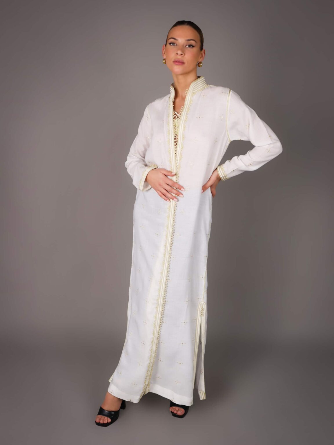 Caftan in Golden Linen – Maison du Caftan